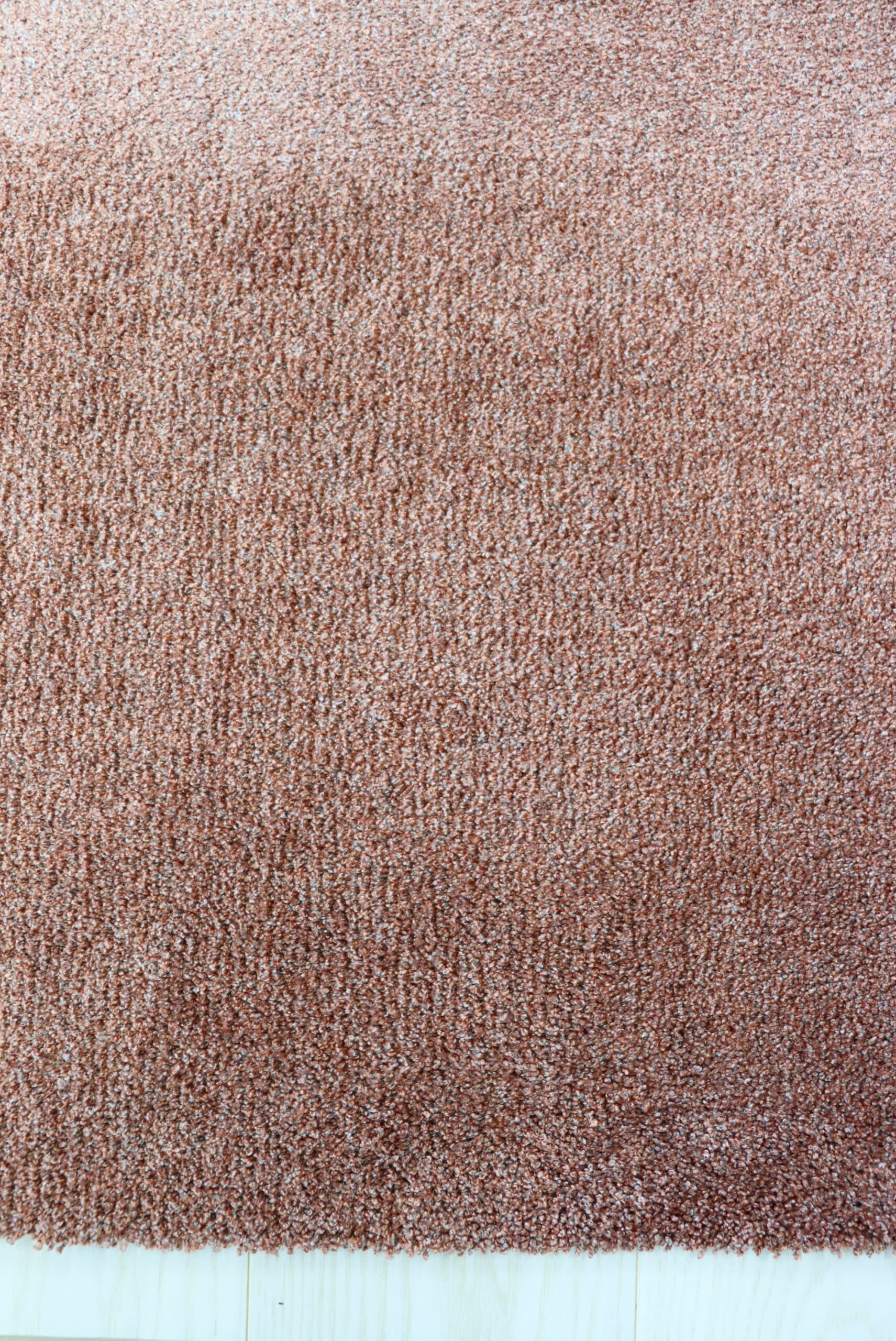 Monipuolinen ja pehmeä Eden orange 012R MATTO.fi